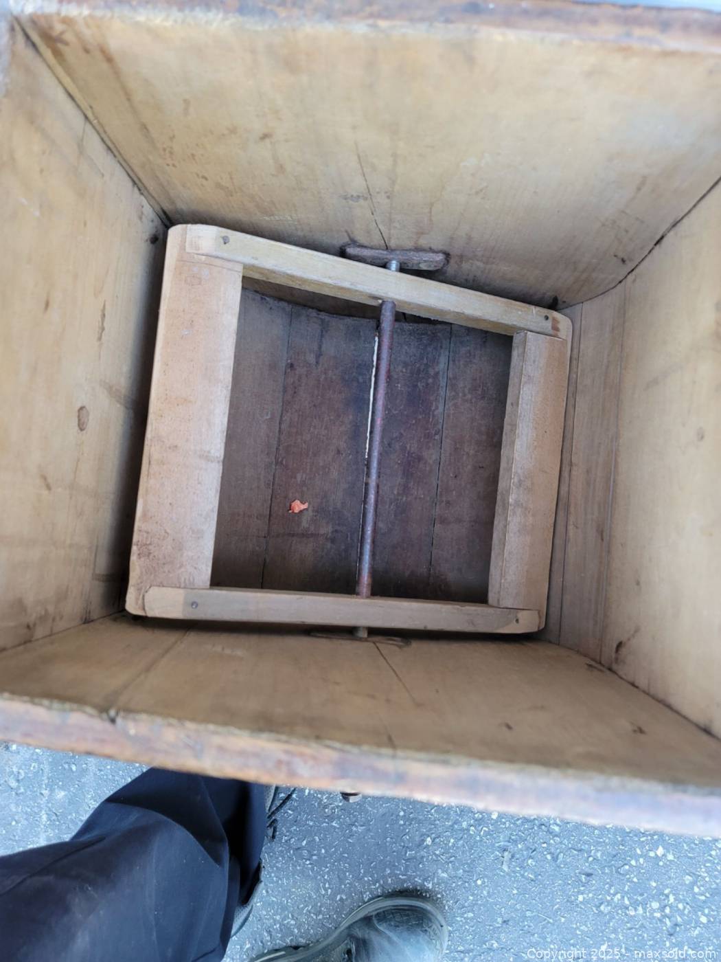 Antique M. Brown bentwood butter churn | Maxsold