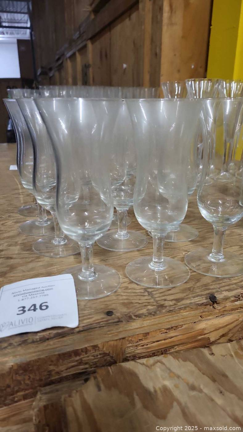 12 Crystal Hurricane Cocktail Glasses | Maxsold