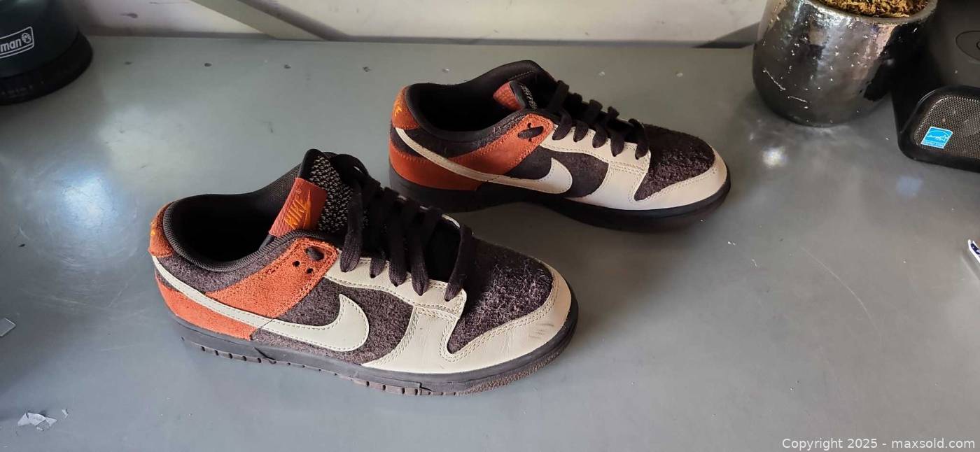 Nike Dunk Low Velvet Brown Sanddrift Size 6 | Maxsold