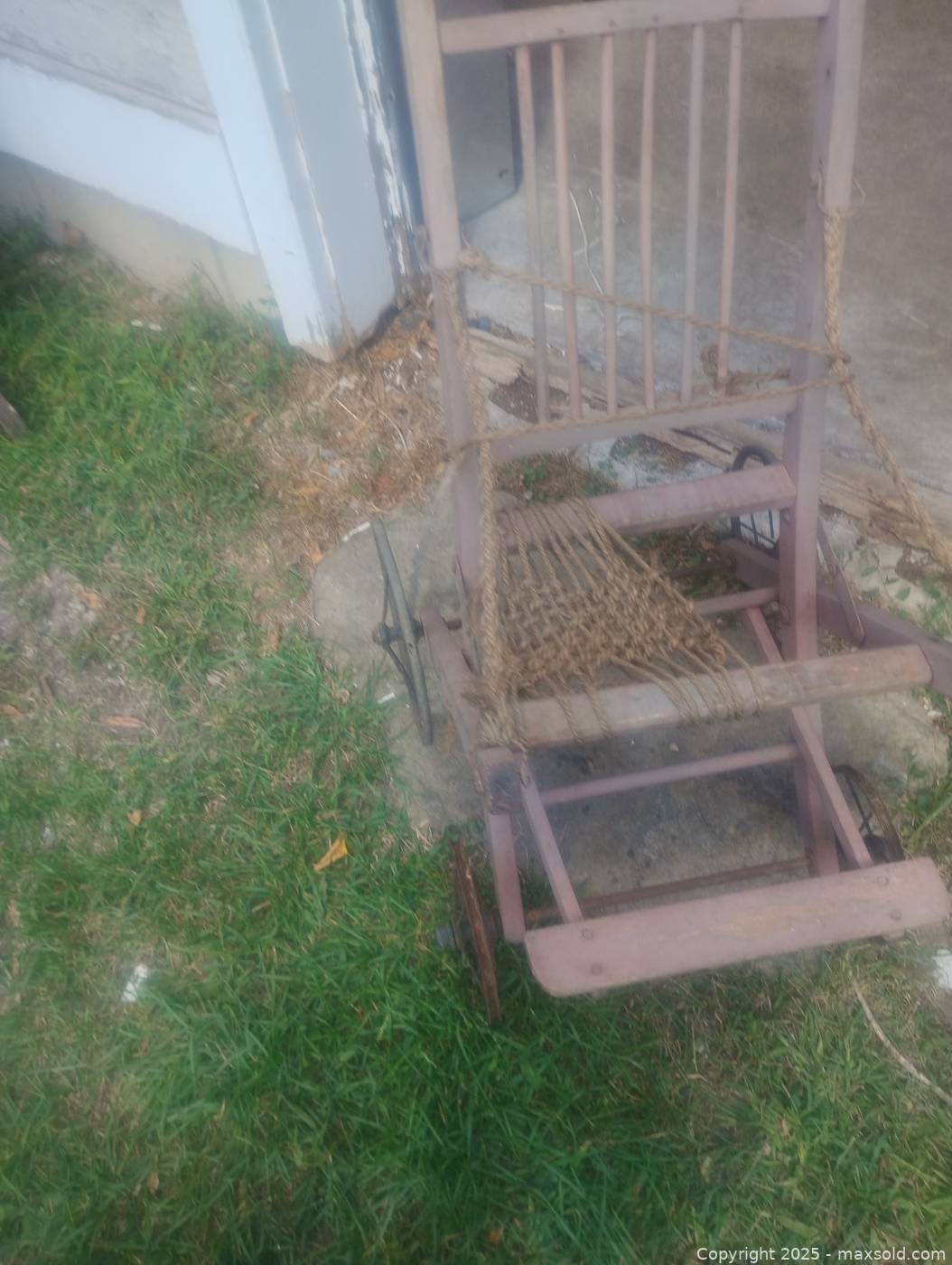 Antique wooden child stroller chair | Maxsold