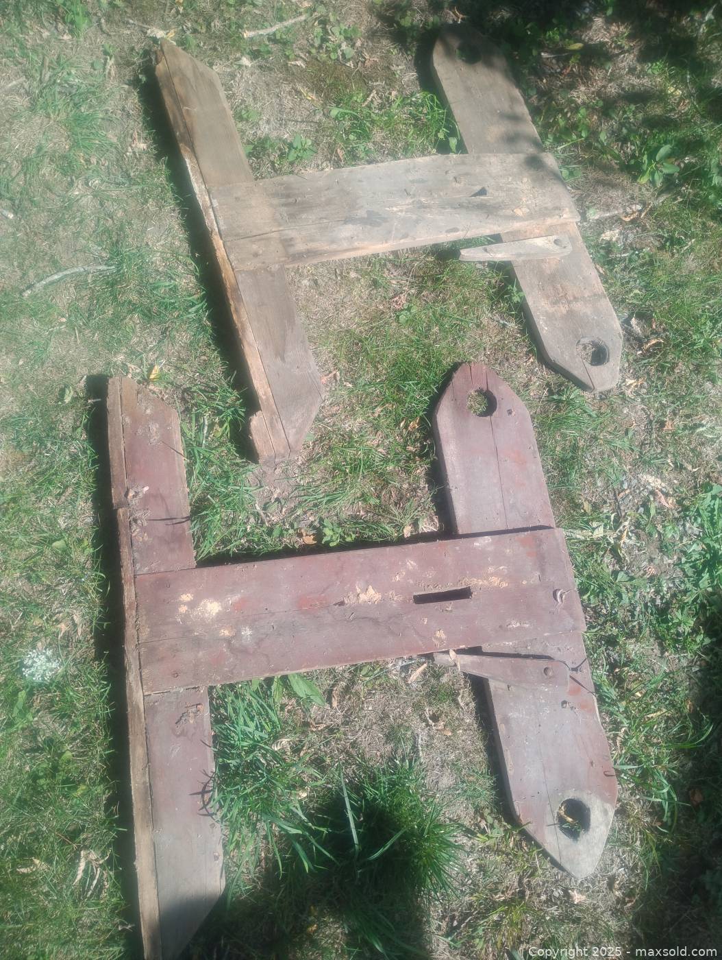 Antique wooden stands | Maxsold