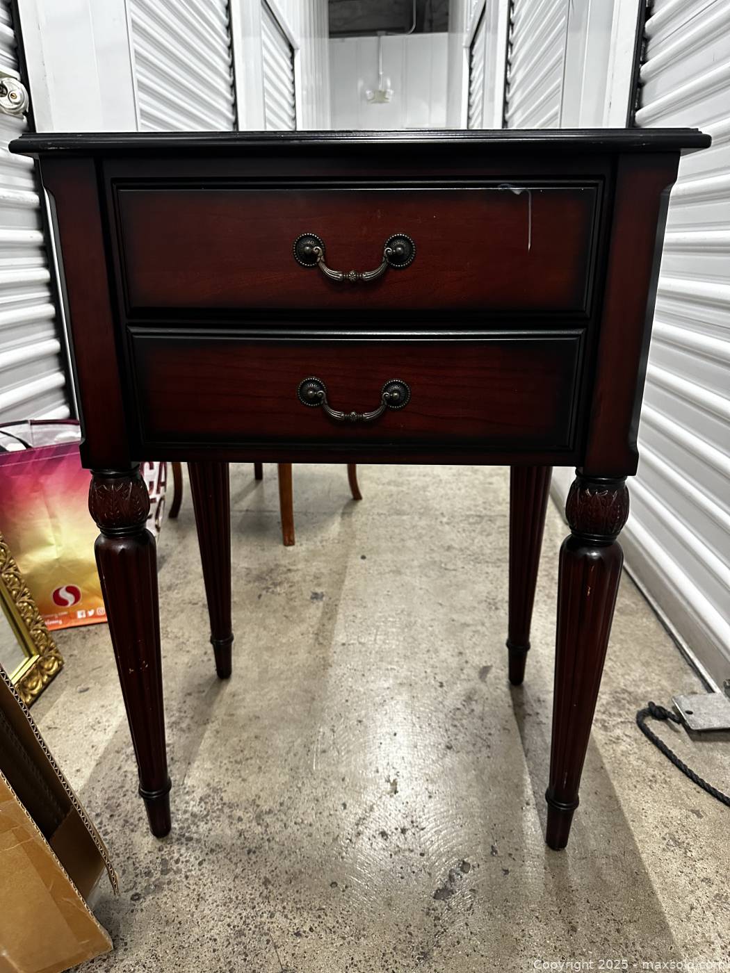 Bombay Company 2-Drawer End Table | Maxsold