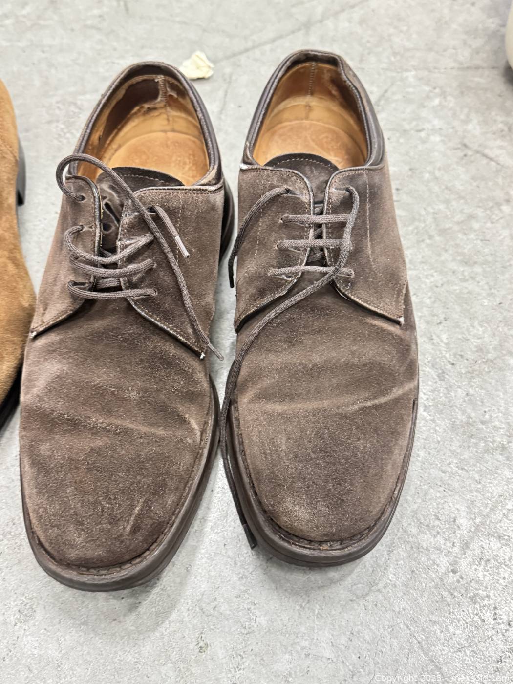 4 pairs men’s dress and casual shoes US 12-14 | Maxsold