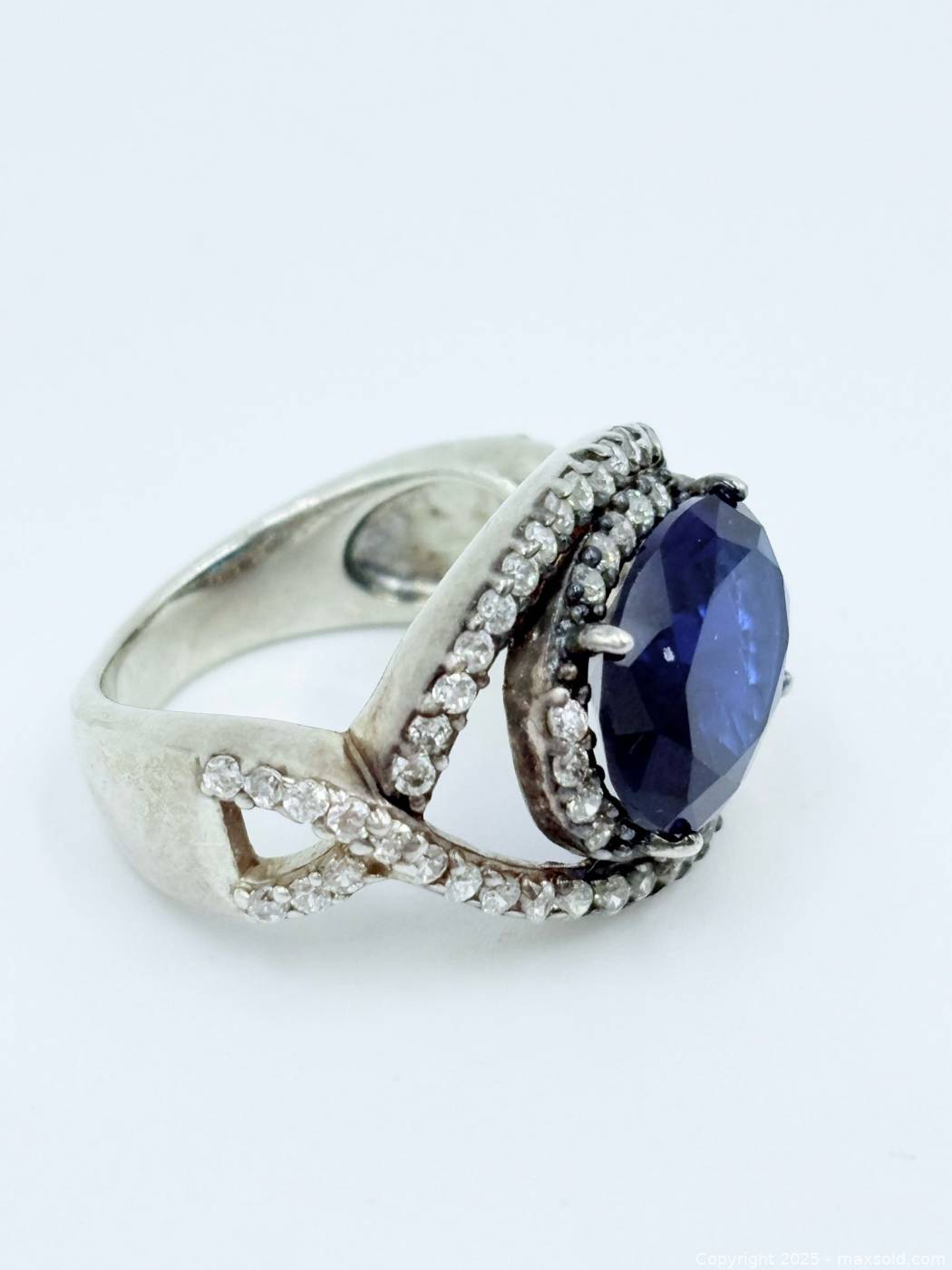 Sterling silver ring blue stone size 7 | Maxsold