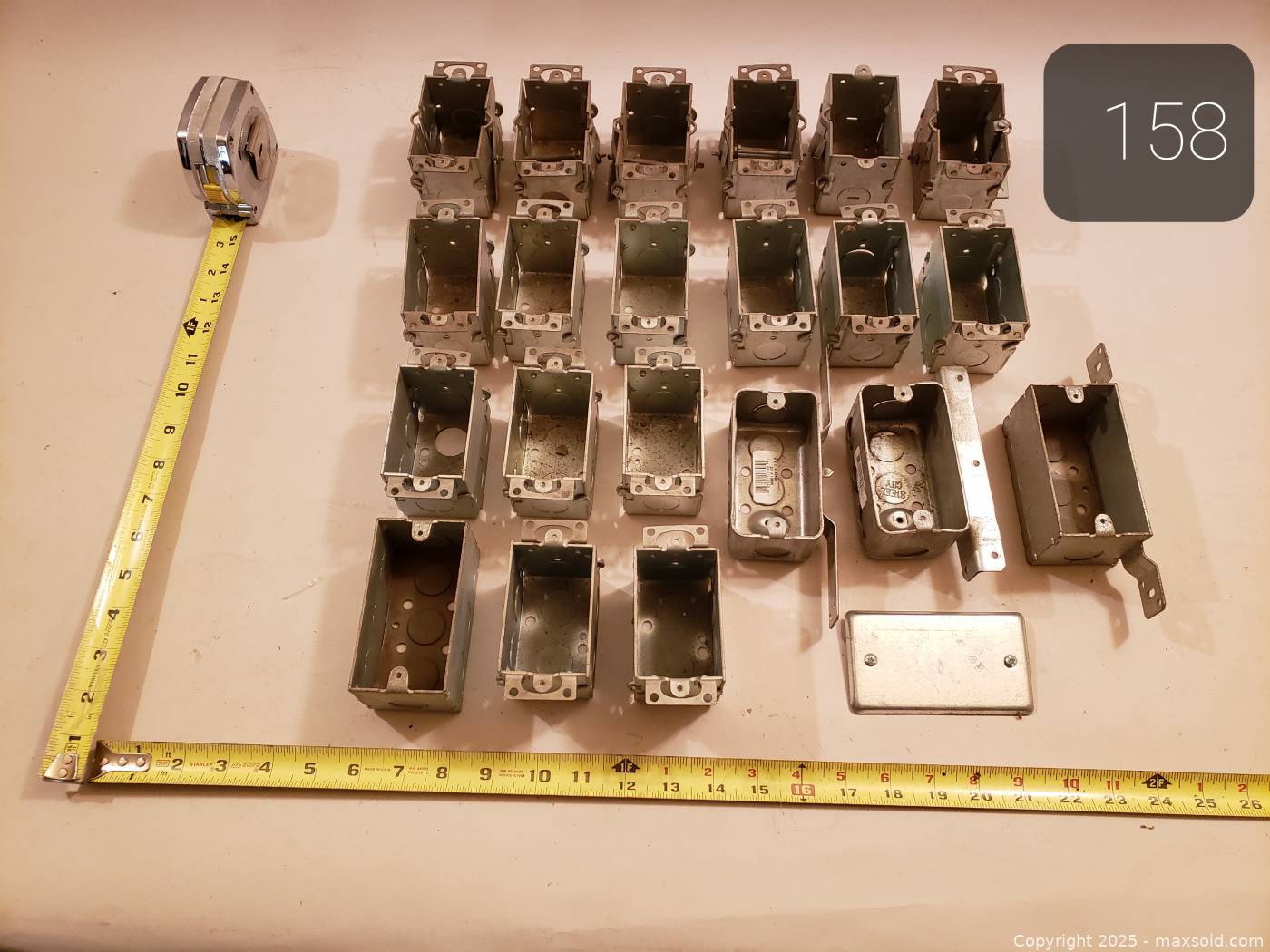 Galvanized steel electrical outlet boxes & plates 22pc | Maxsold