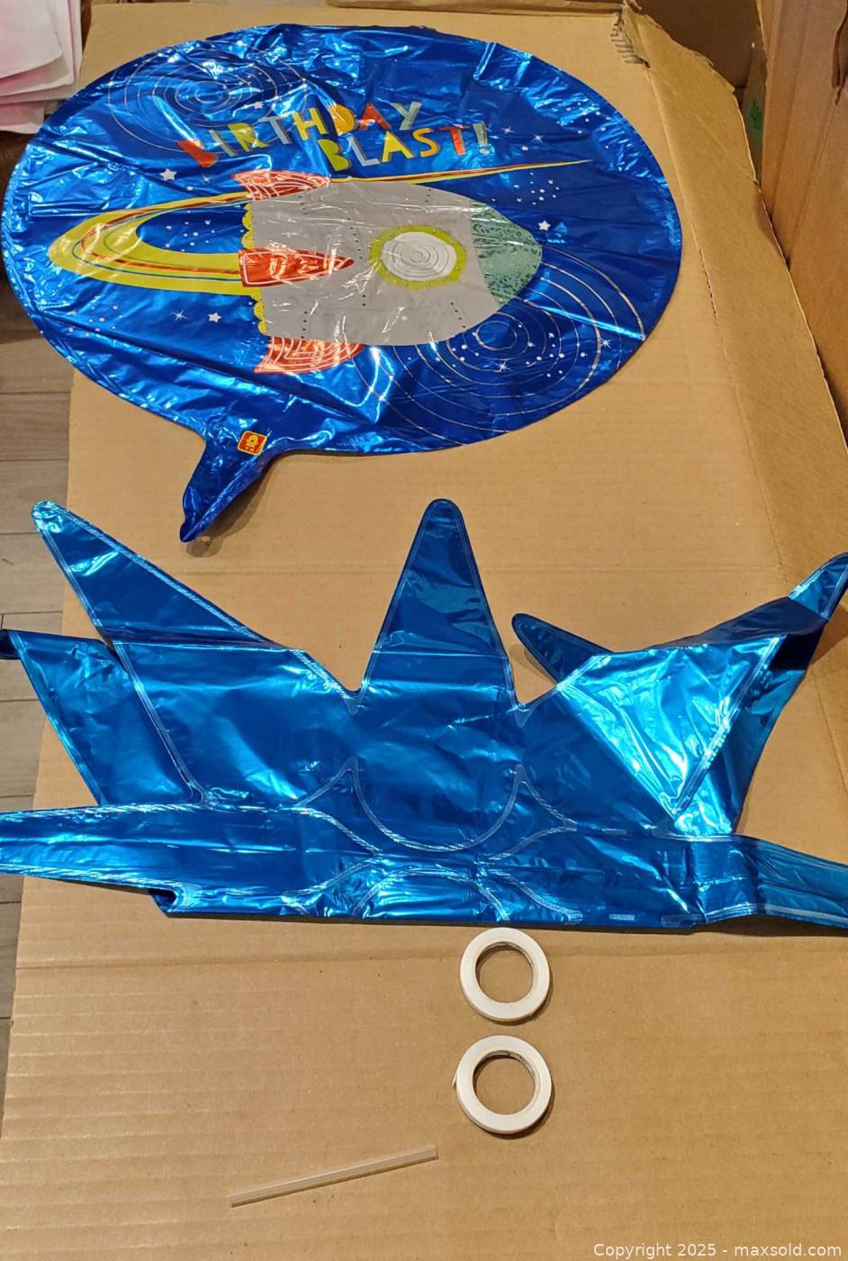 Outer Space Foil Balloon Party Set | Maxsold