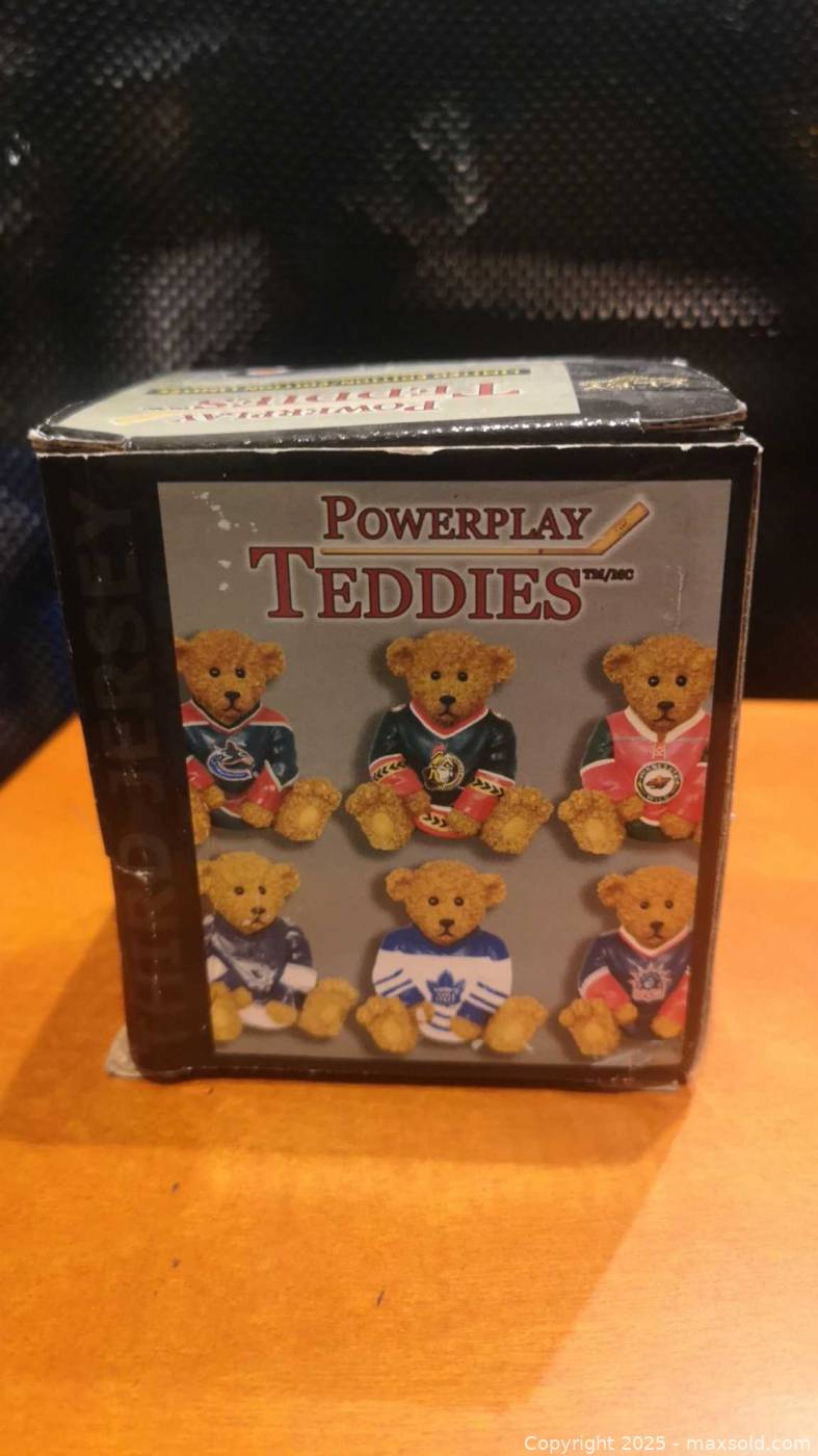 Powerplay Teddies Philadelphia Flyers Third Jersey | Maxsold