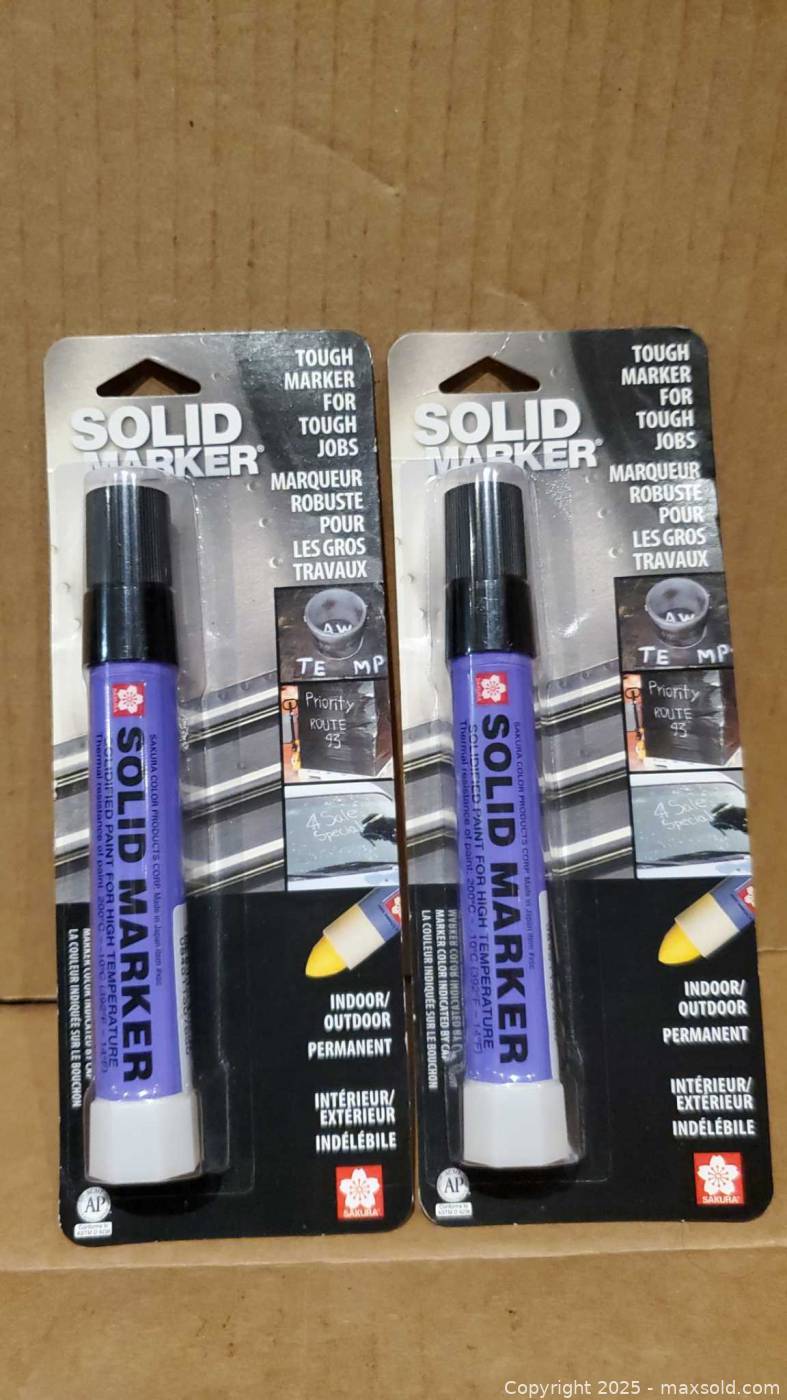 Sakura Solid Marker High Temp Paint Markers Black 2 Packs | Maxsold