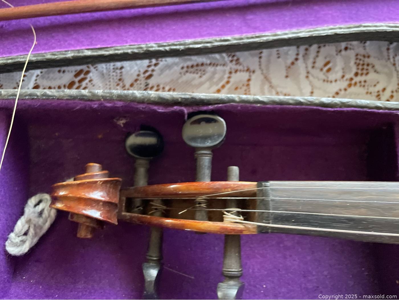 Violin with case, bow, shoulder rest | Maxsold