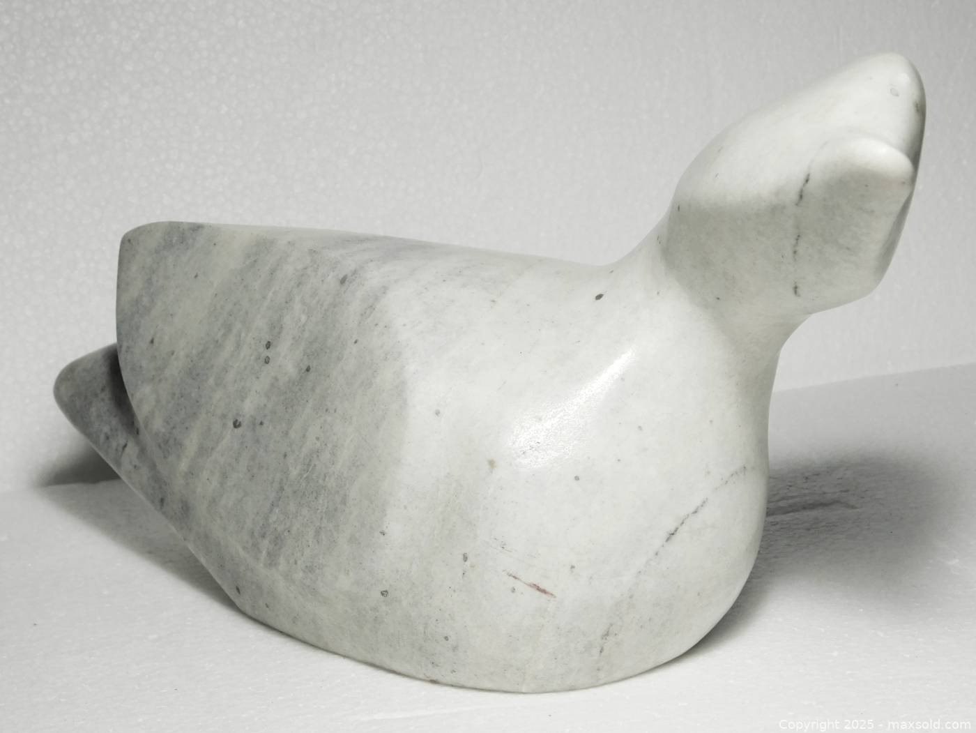 Marble mallard stone sculpture | Maxsold