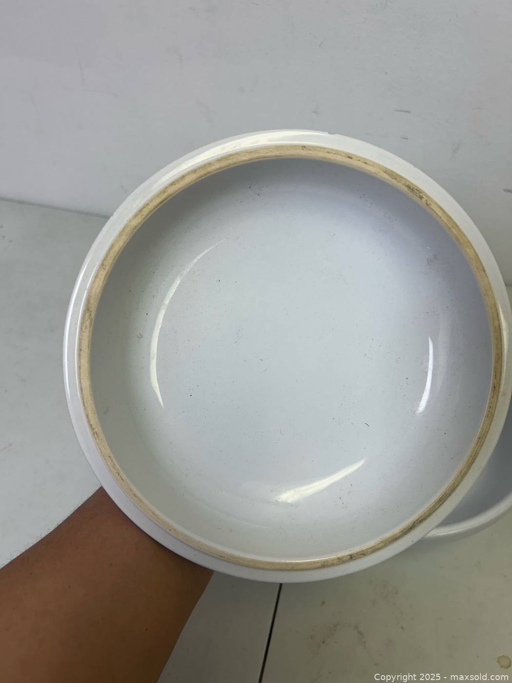 Emile Henry white ceramic casserole with lid | Maxsold