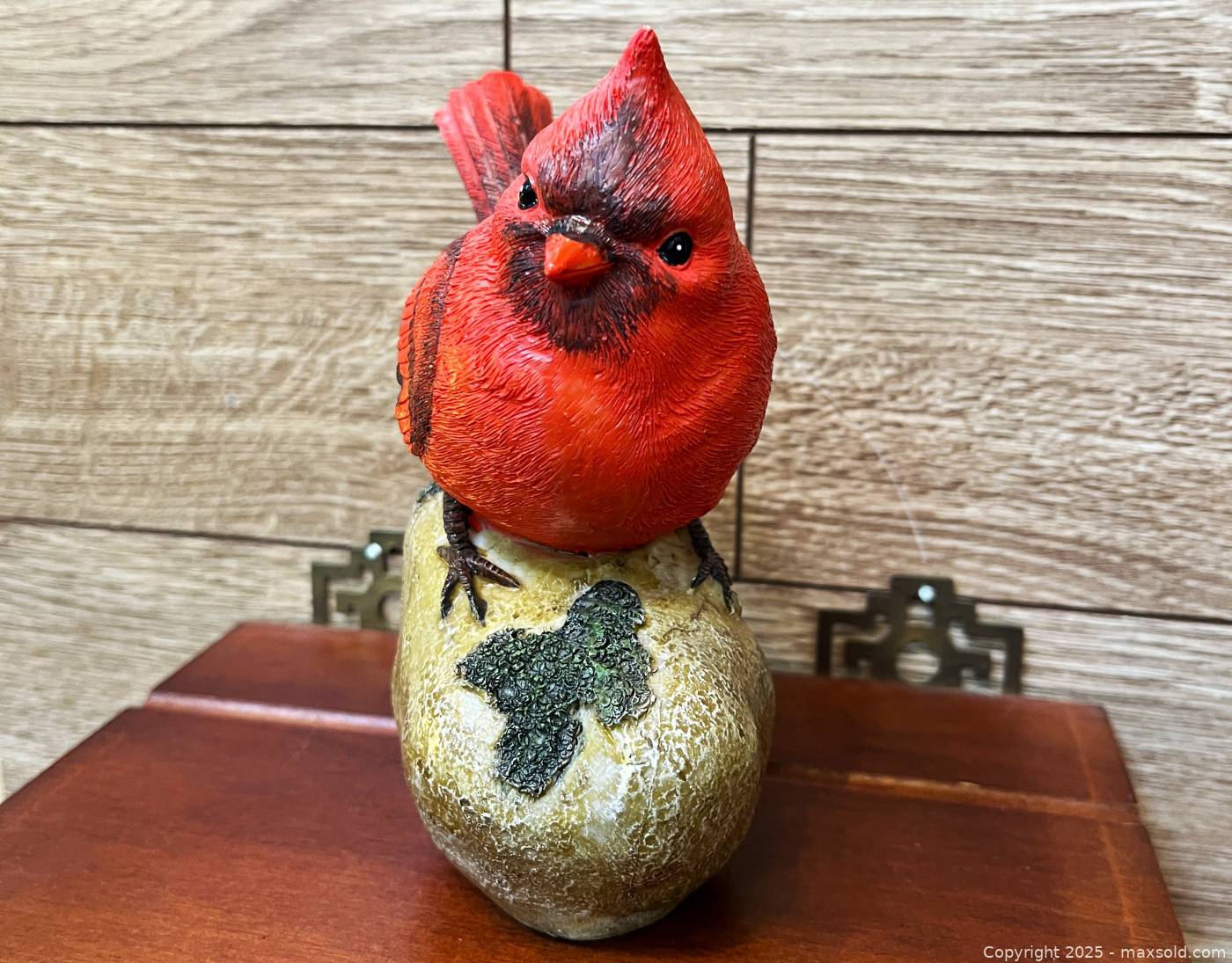 Vintage hand painted male red cardinal figurine | Maxsold