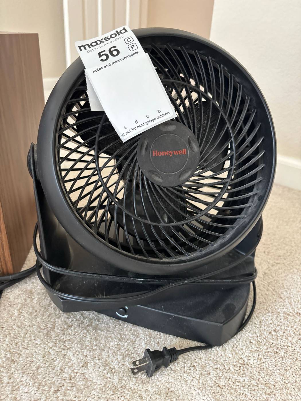 Honeywell TurboForce 9-Inch Table Fan | Maxsold