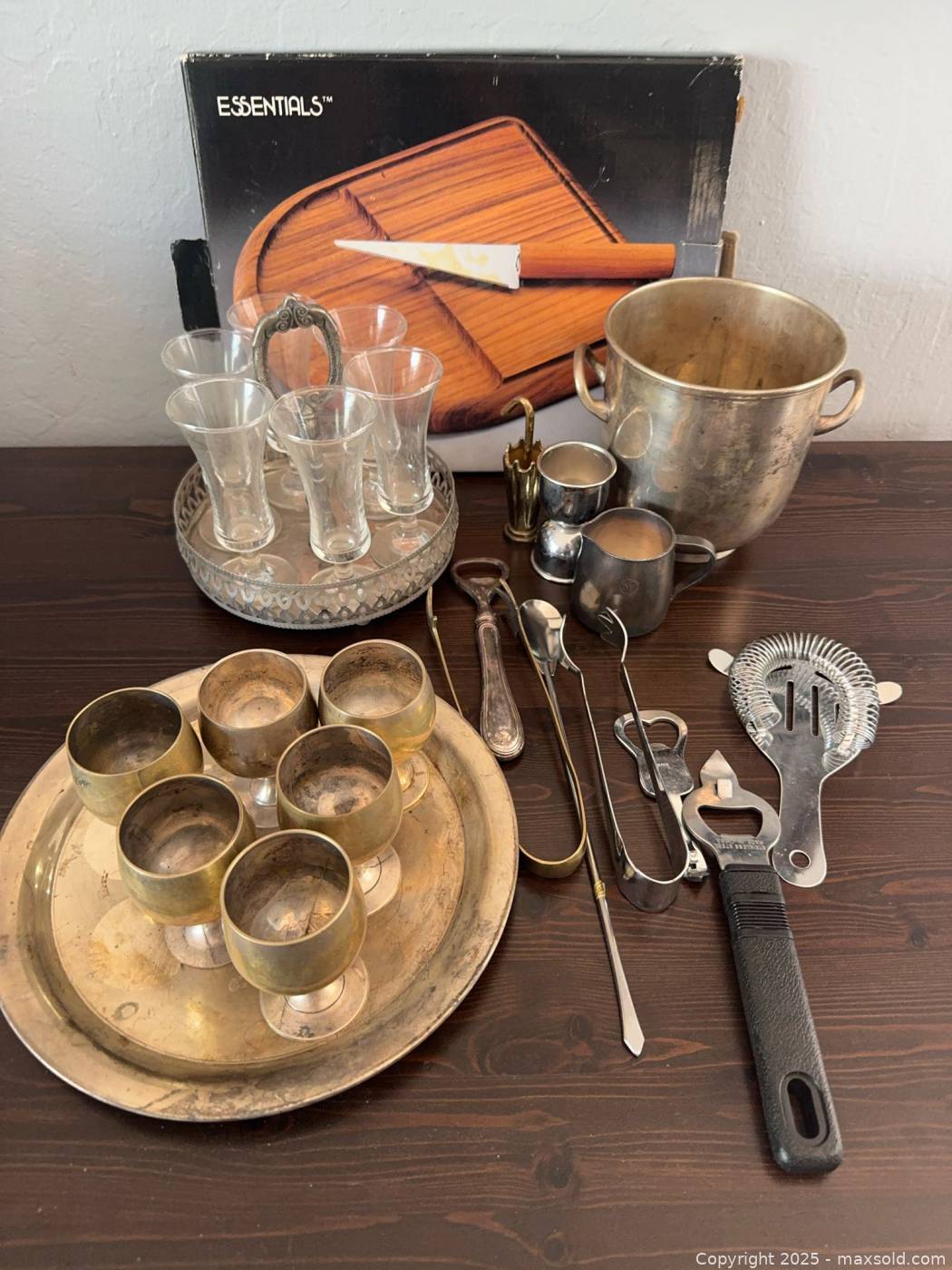 Mixed barware set ice bucket goblets glasses tools | Maxsold