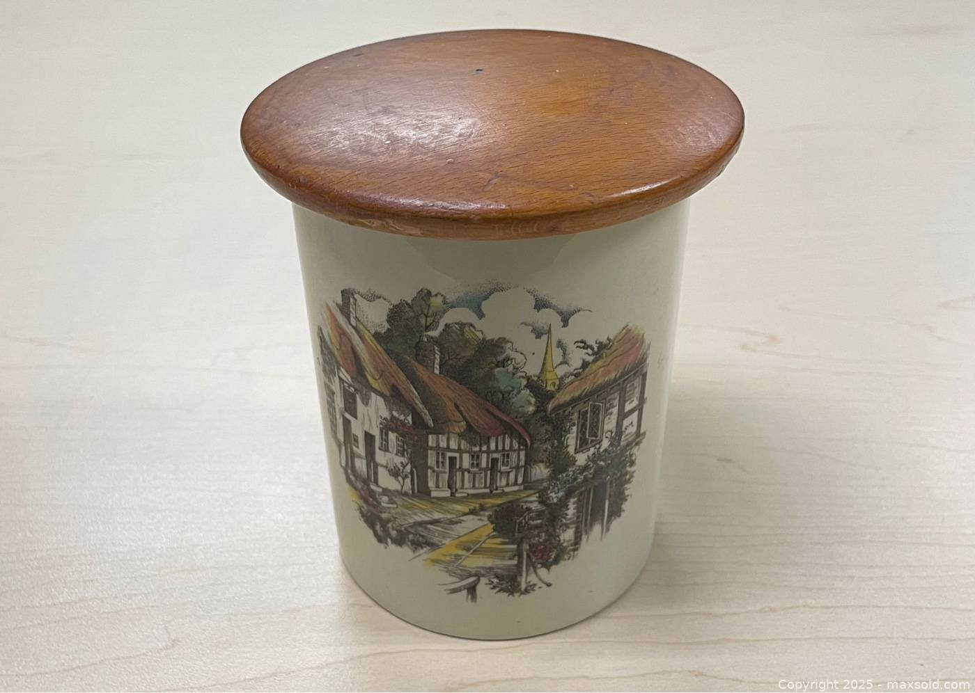 Crown Devon ceramic jar with wood lid | Maxsold