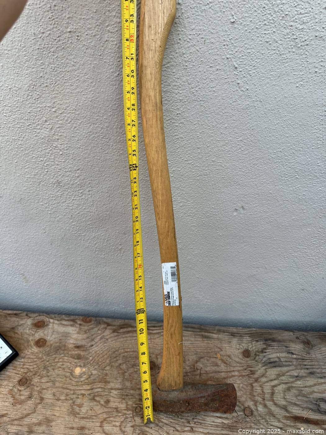True Temper USA splitting maul axe | Maxsold