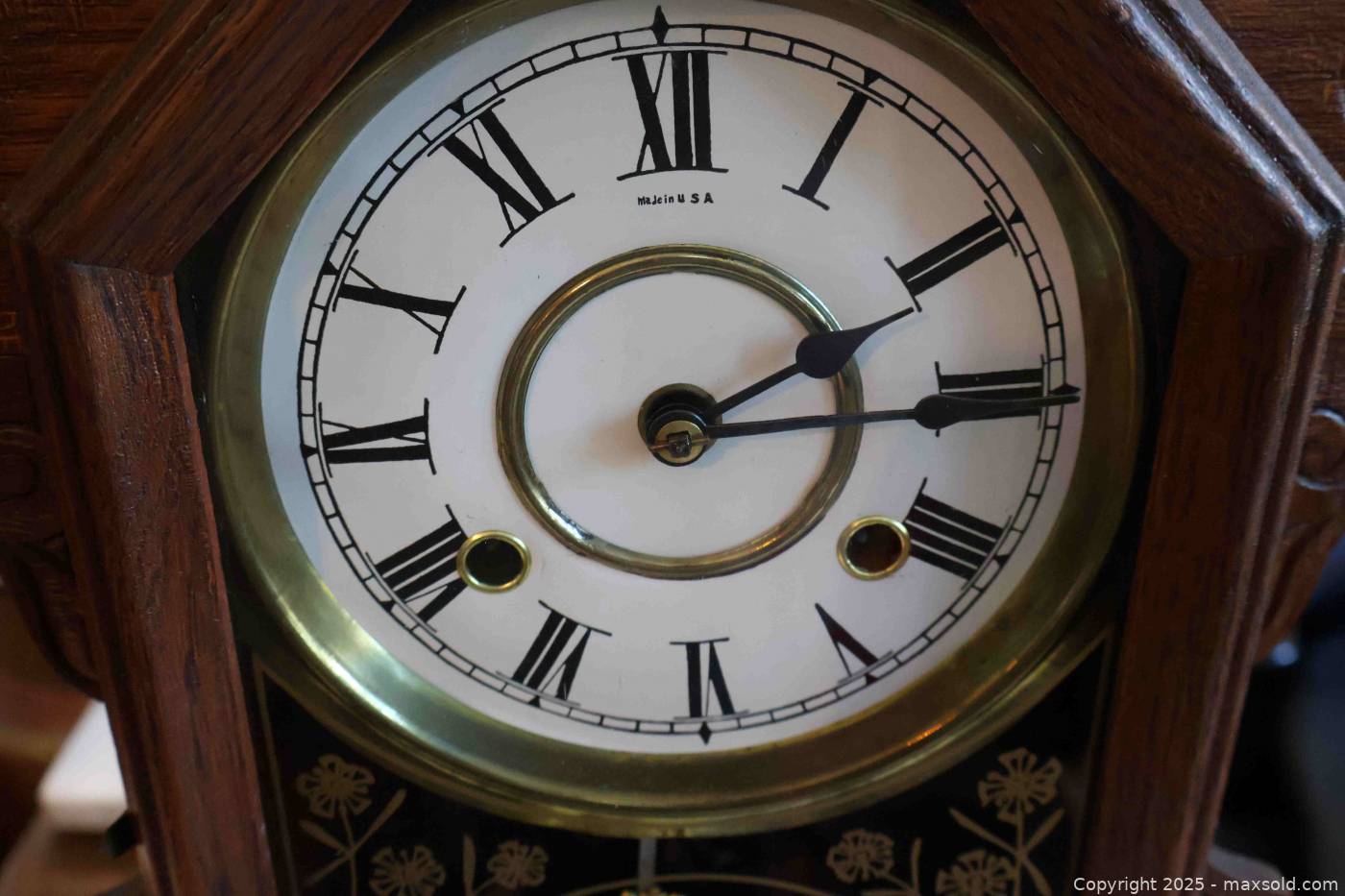 Early 1900s New Haven wooden gingerbread clock | Maxsold
