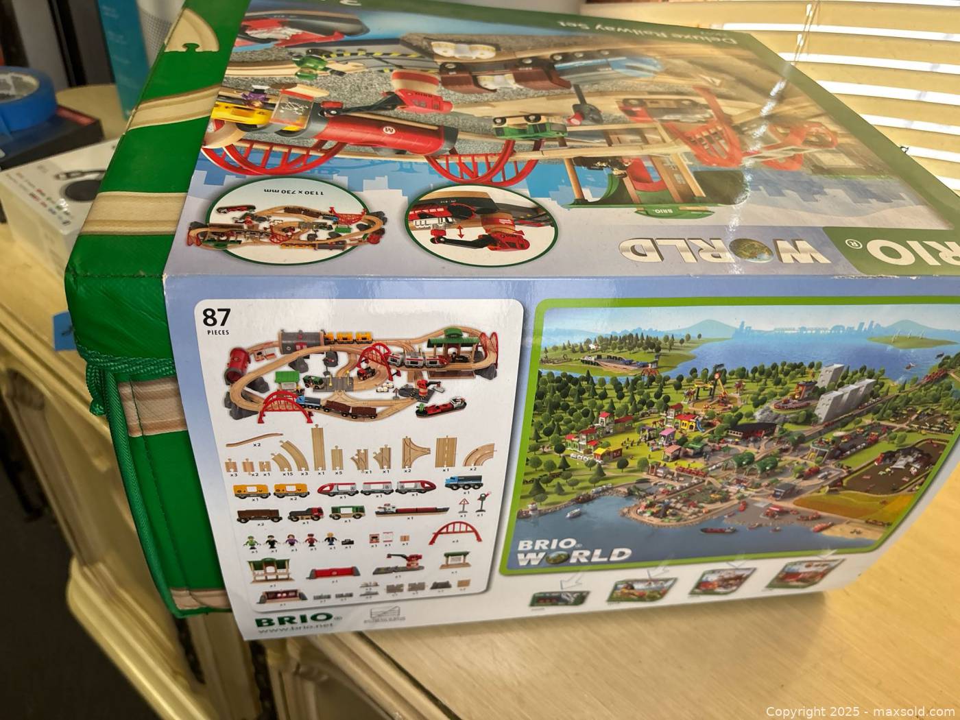 BRIO World Deluxe Railway Set 33052 new | Maxsold