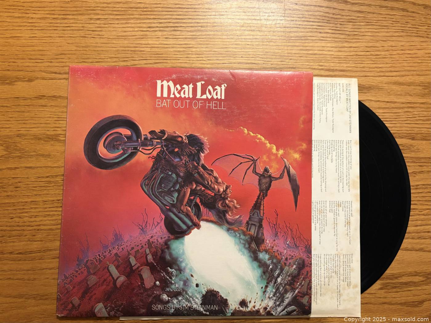 Meat Loaf Bat Out of Hell vinyl LP | Maxsold