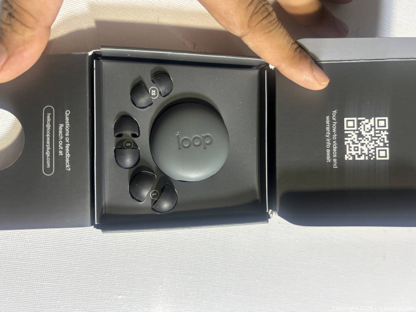 Loop Experience reusable earplugs with carry case | Maxsold