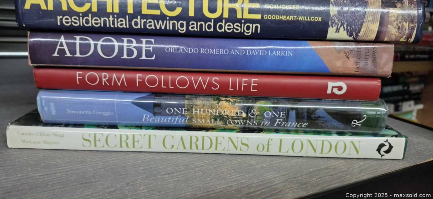 Architecture and design book lot | Maxsold