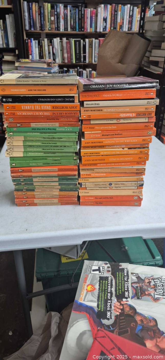 Vintage Penguin Paperback Books Lot | Maxsold