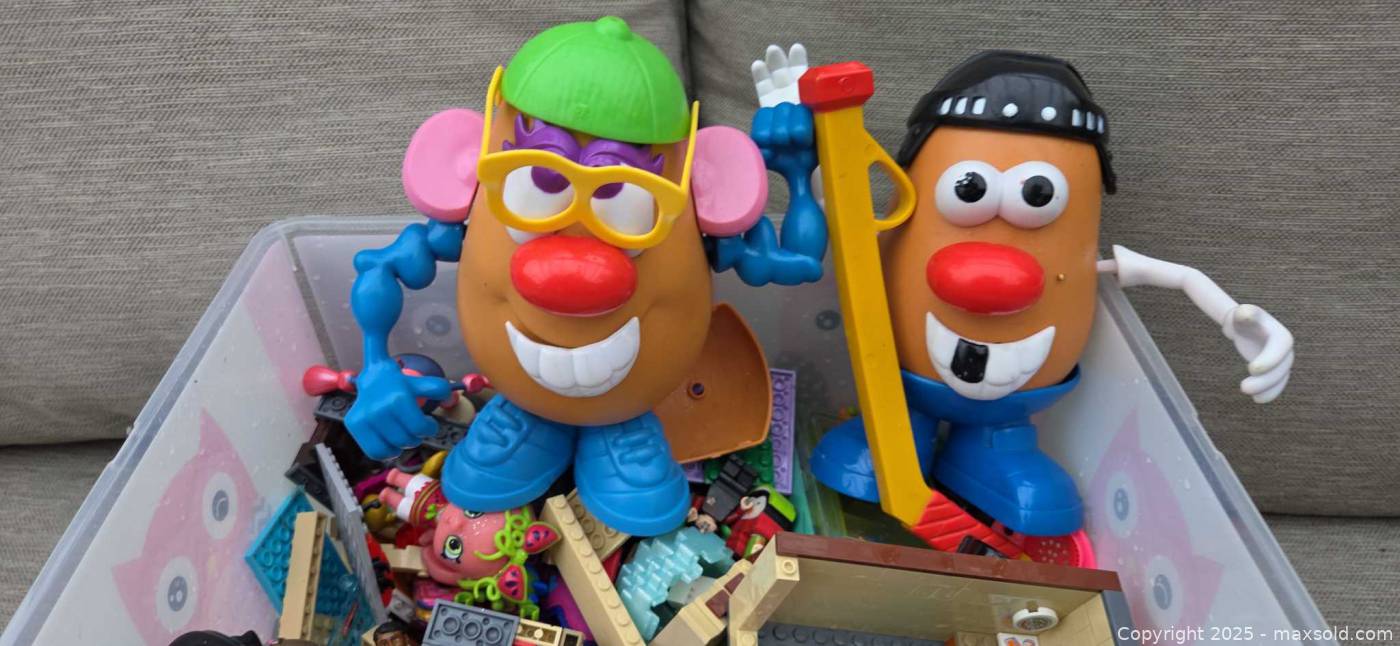 Mr. Potato Head figures, Funko Pop and loose LEGO bricks | Maxsold