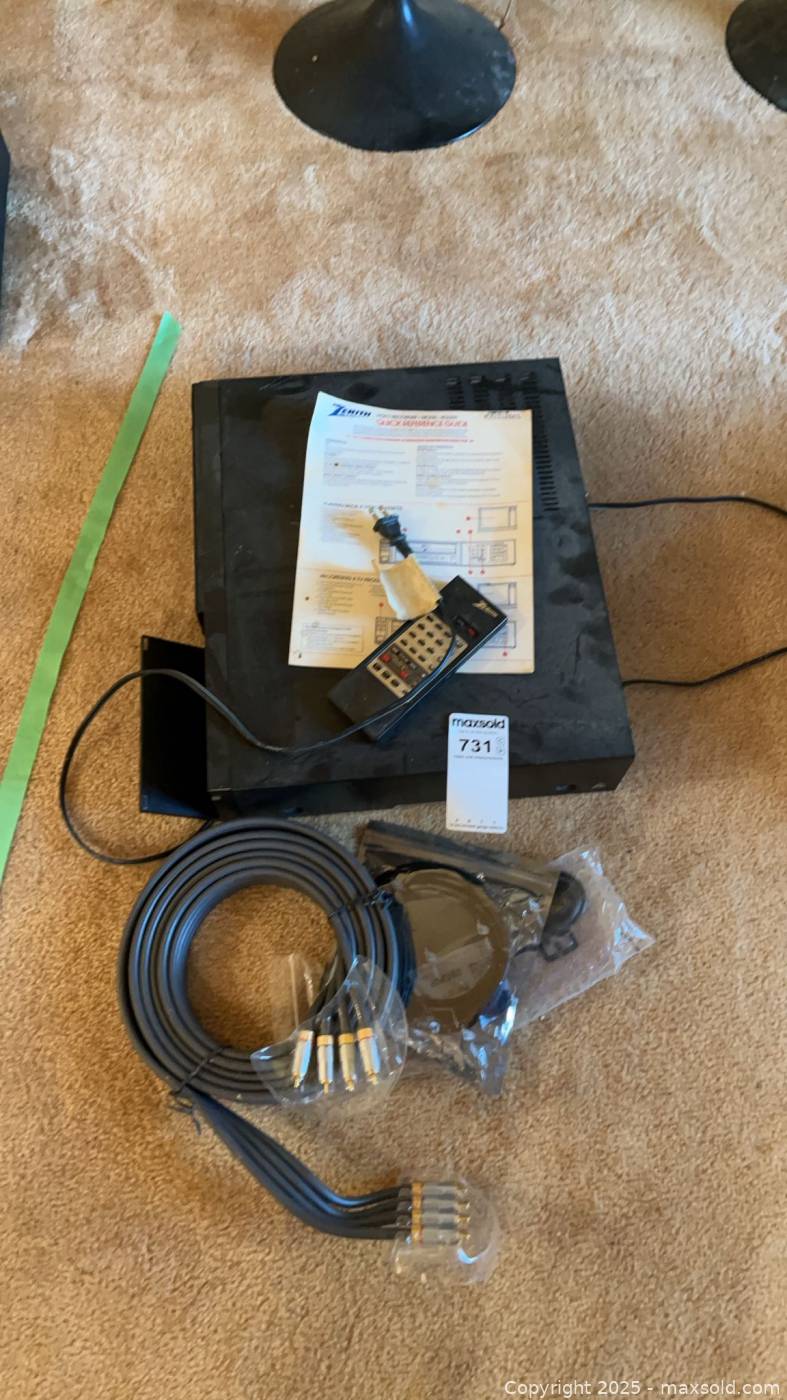 Zenith VR3200 VHS player with remote and cords | Maxsold