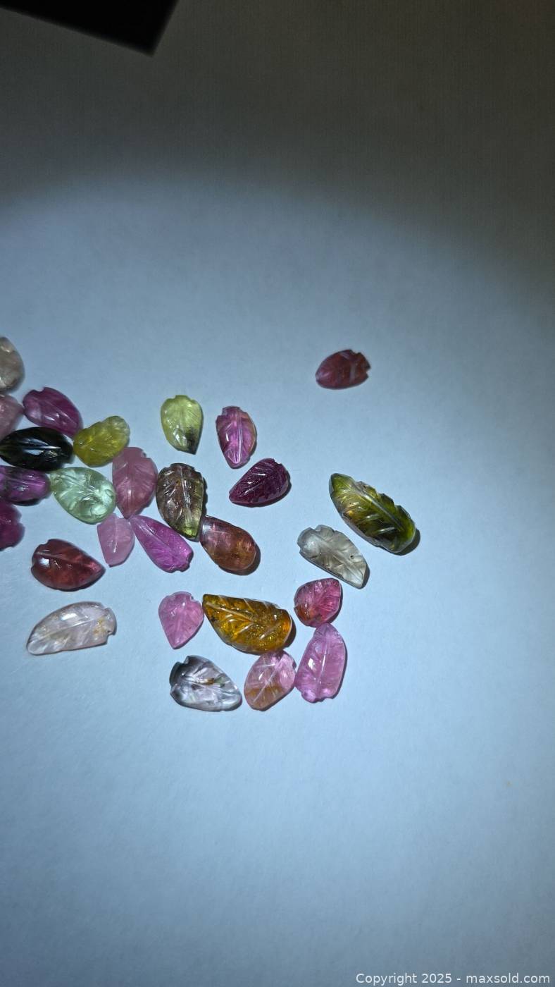 21.12ct mixed-color fancy leaf-cut tourmaline parcel | Maxsold