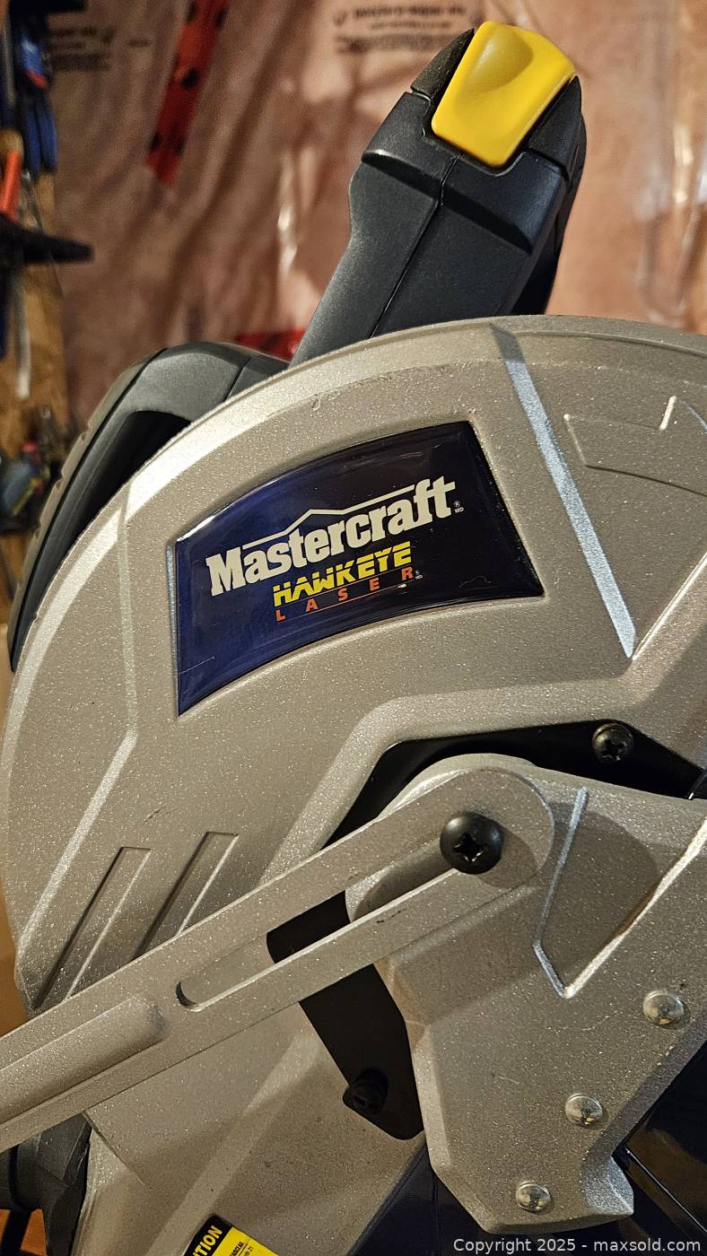 Mastercraft Hawkeye Laser compound mitre saw | Maxsold