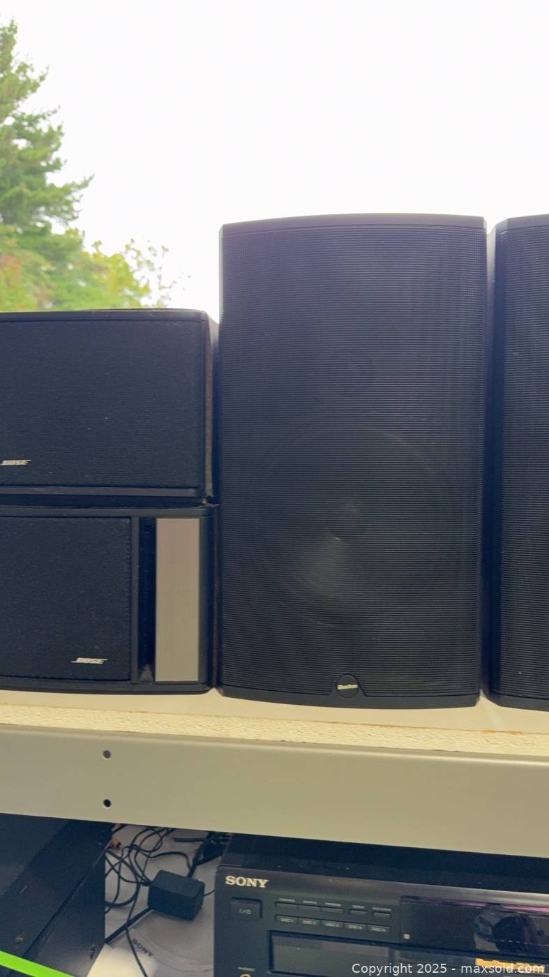 Bose and Boston Acoustics speaker pairs | Maxsold