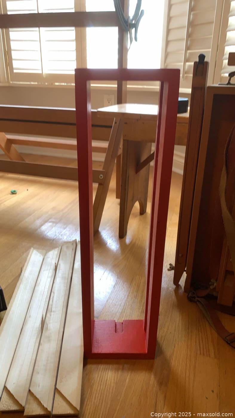 Portable wooden art easel, canvas stretcher bars and awning arm lock ...