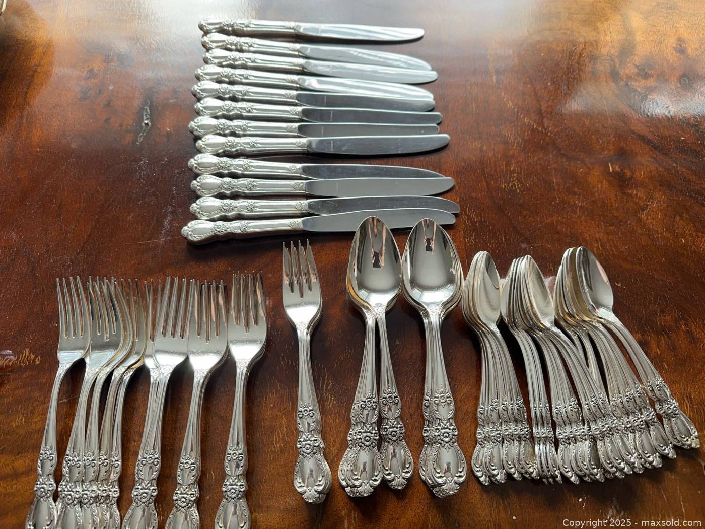Rogers Bros Heritage silverplate luncheon flatware | Maxsold