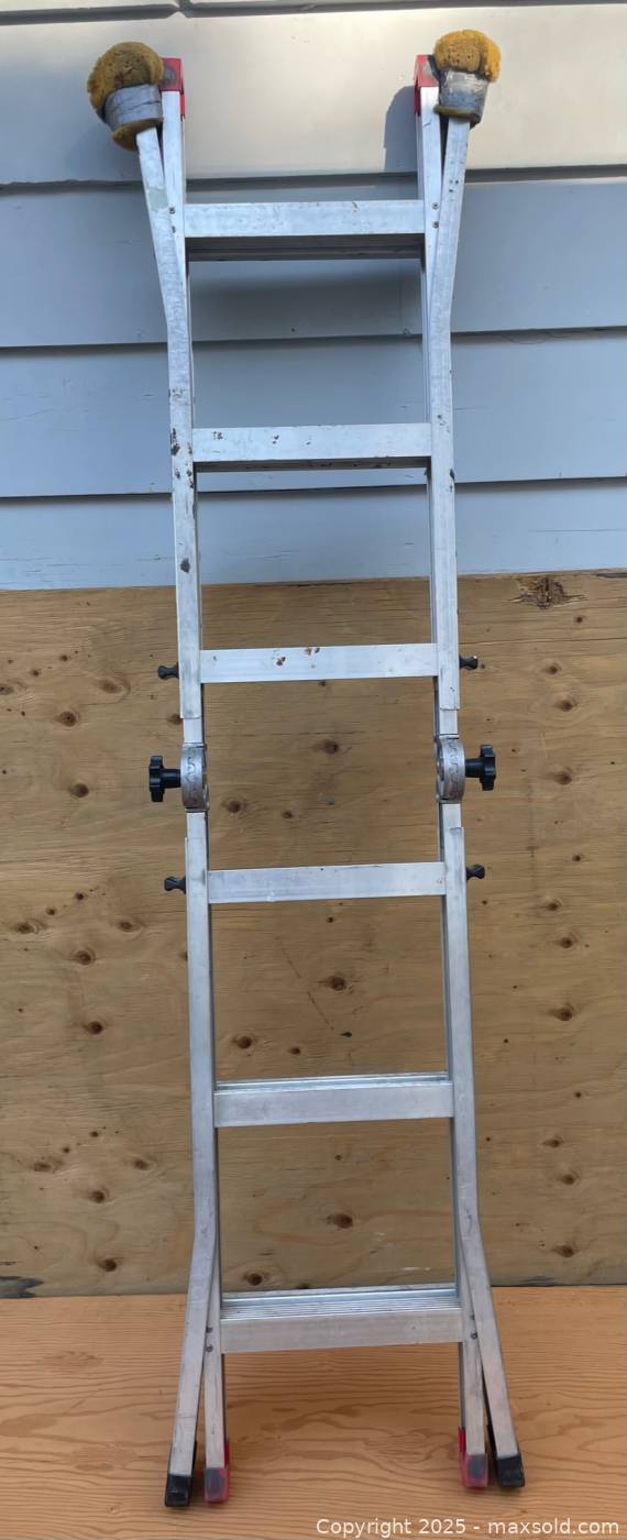Multi-position aluminum articulating ladder | Maxsold