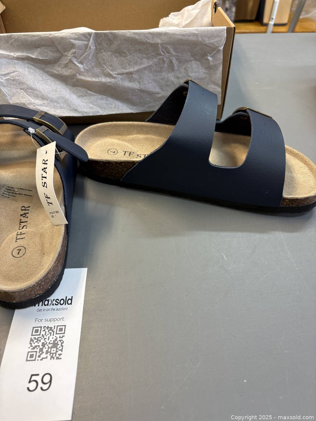Women's sandals size 7 TF Star | Maxsold