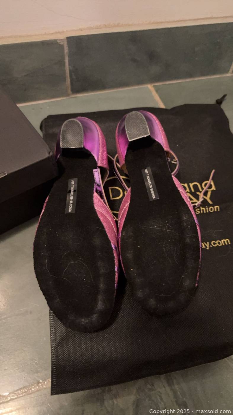 Dance & Sway Ballroom/Latin Shoes Pink Glitter Women’s 7-7.5 | Maxsold