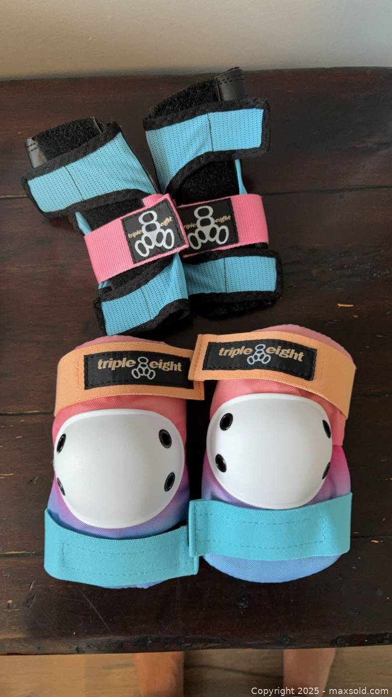 Triple Eight adult small protective pad set | Maxsold