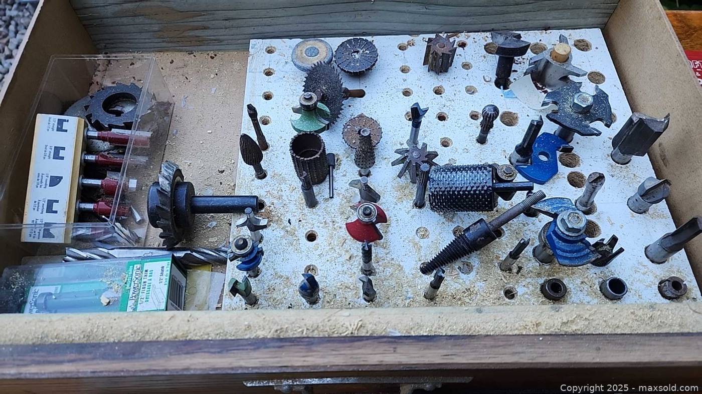 Large Router Bit and Molding Cutter Lot | Maxsold
