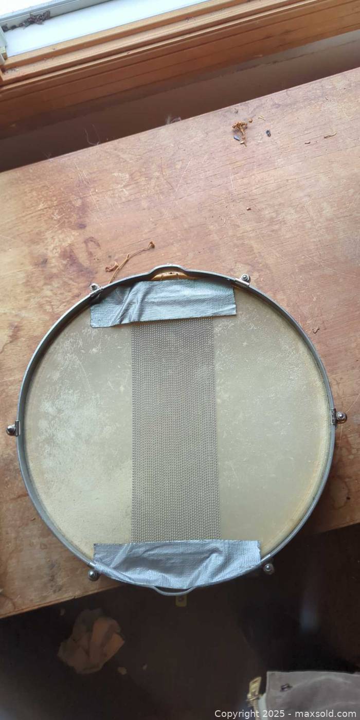 Remo 14" kick and snare drums | Maxsold