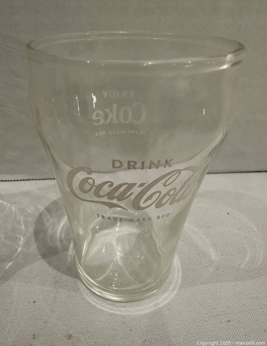 Vintage 7-Up Uncola carafe and Coca-Cola glass | Maxsold