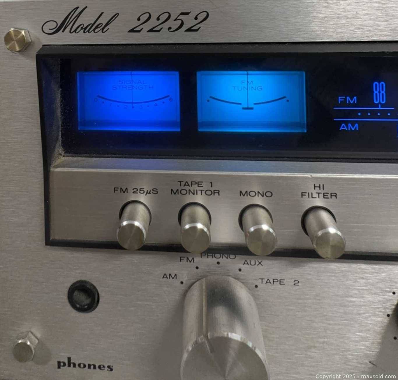 Marantz Model 2252 Stereophonic Receiver | Maxsold