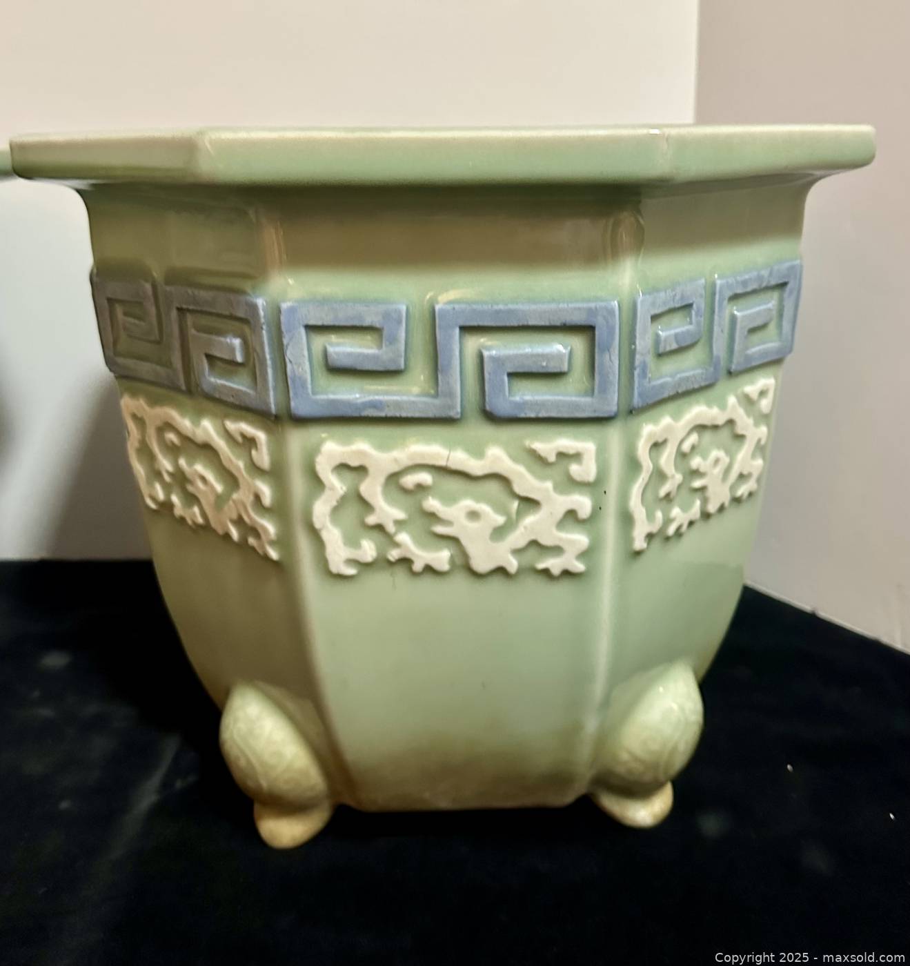 Pair of octagonal dragon planters | Maxsold