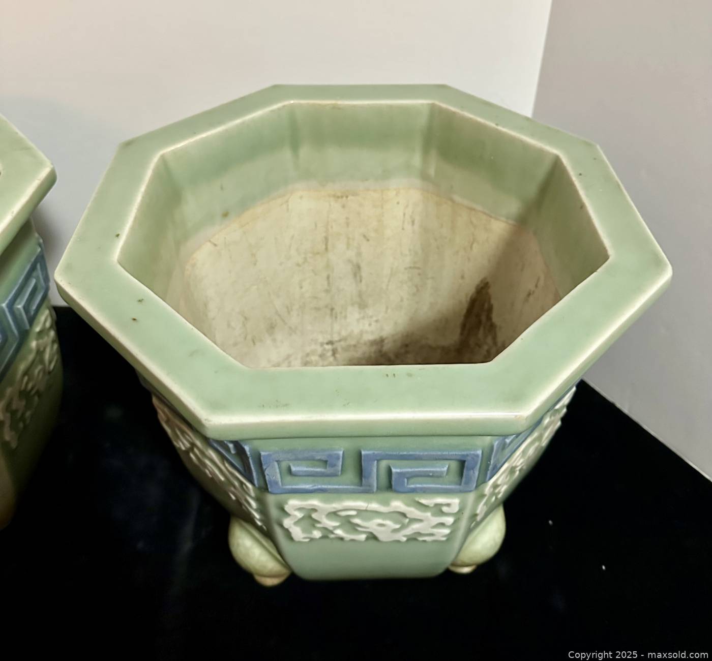 Pair of octagonal dragon planters | Maxsold