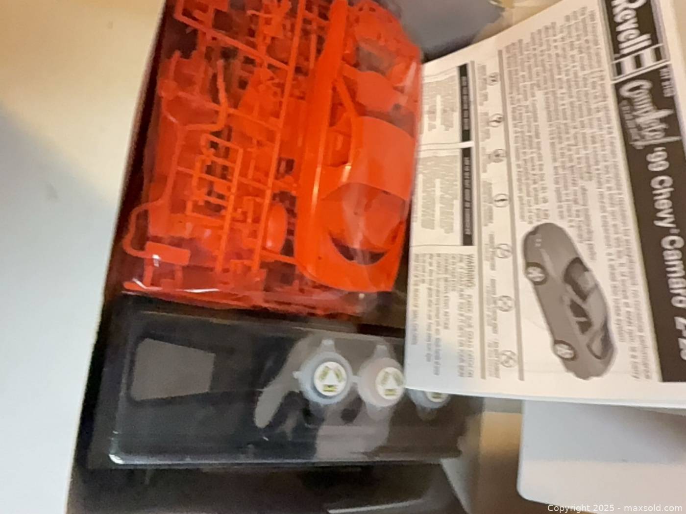 Revell Complete! ’99 Camaro plastic model kit | Maxsold