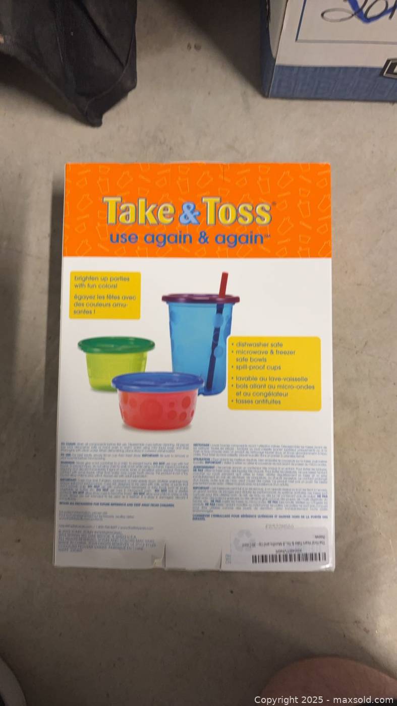 Take & Toss kids cups and snack bowls, two boxed sets | Maxsold