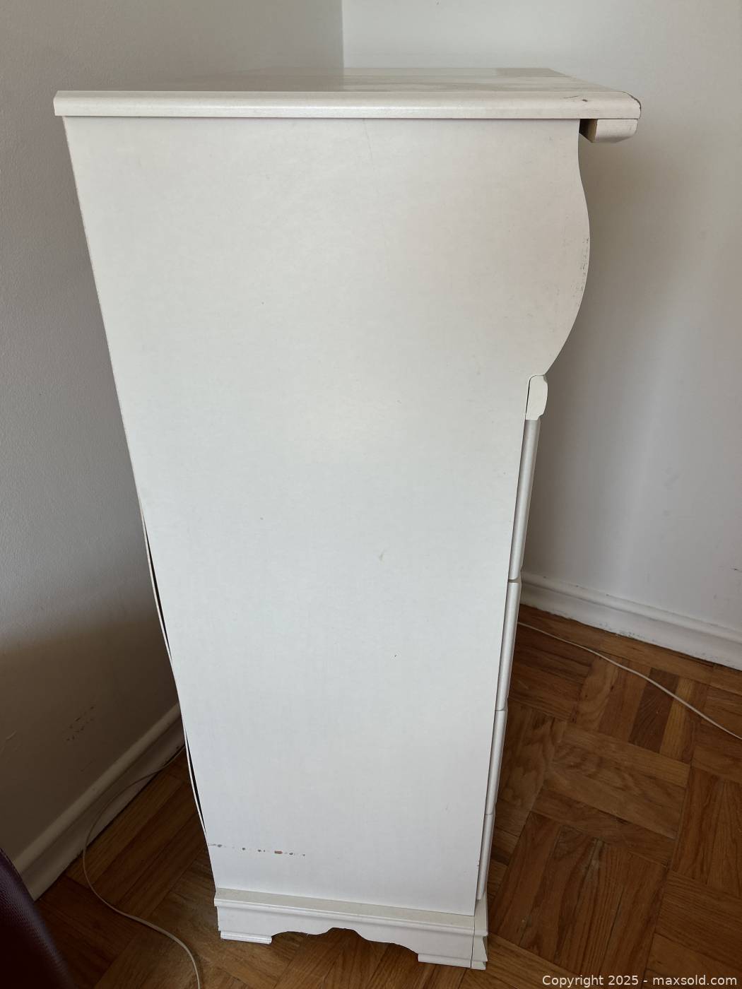 White laminate 5-drawer highboy dresser | Maxsold