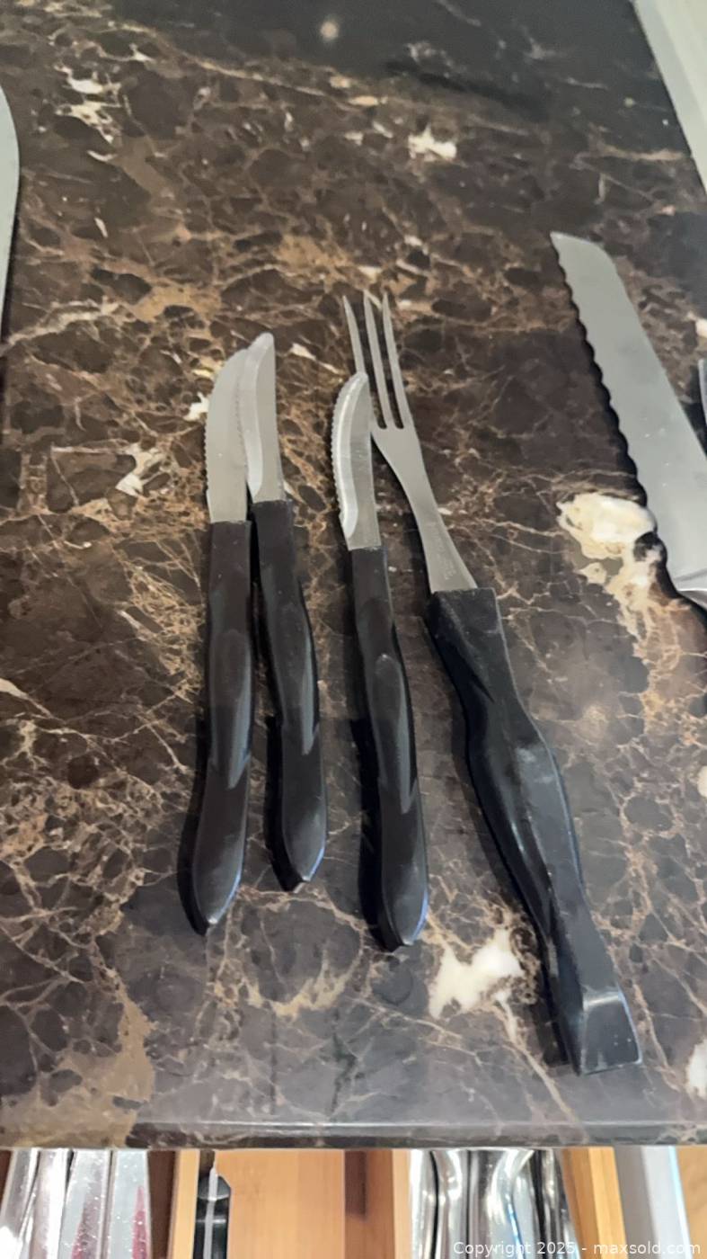 Cutco knives, flatware & kitchen utensils | Maxsold