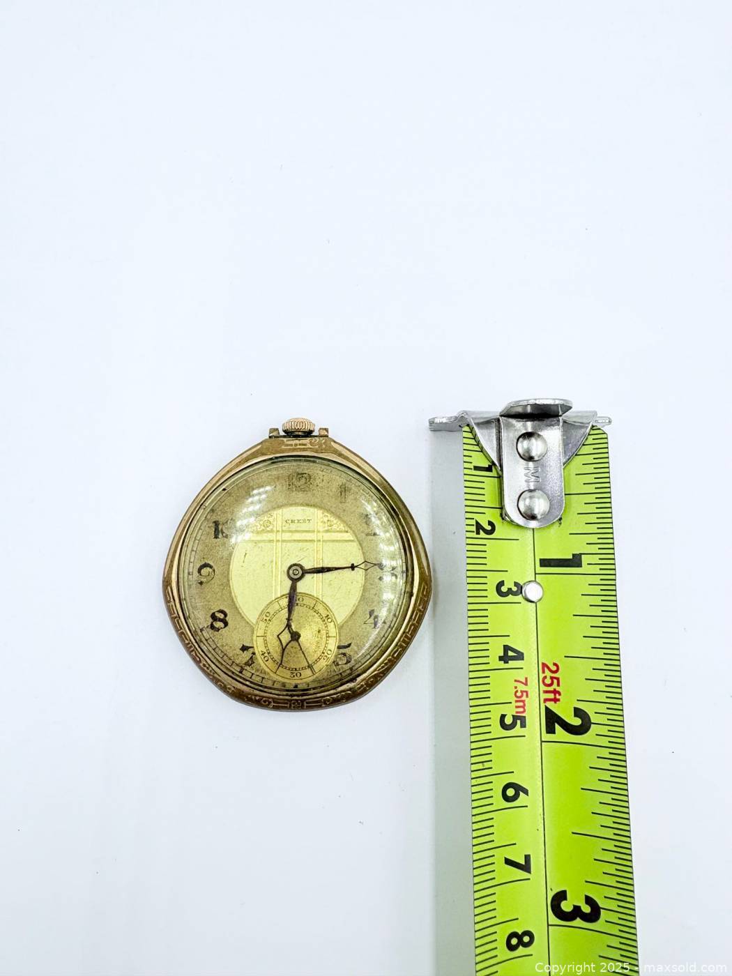 Crest gold-tone pocket watch | Maxsold