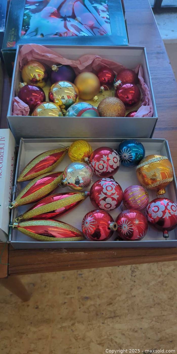 Vintage & modern Christmas ornament lot | Maxsold