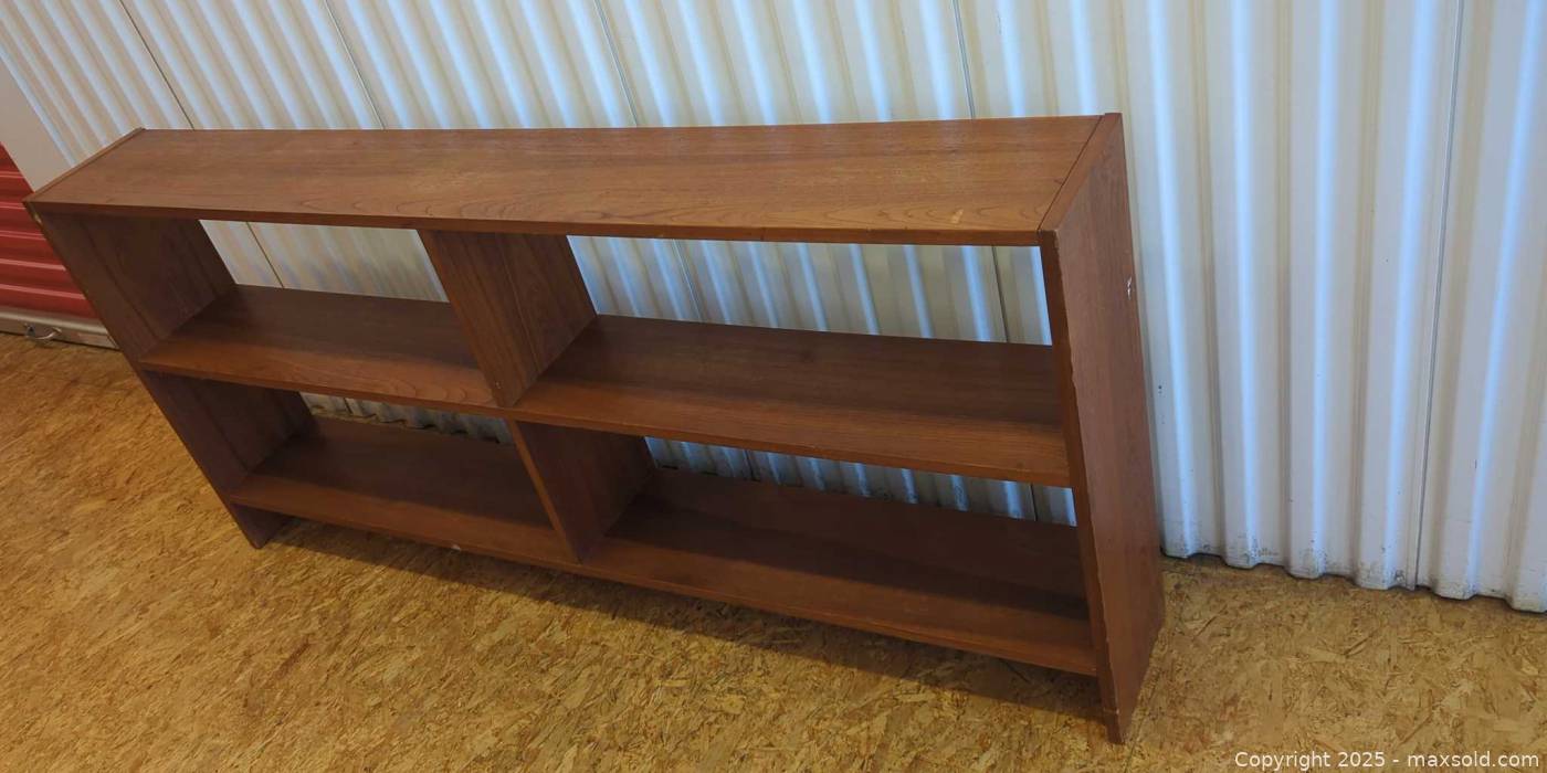 Mid-Century Modern teak veneer low bookcase | Maxsold
